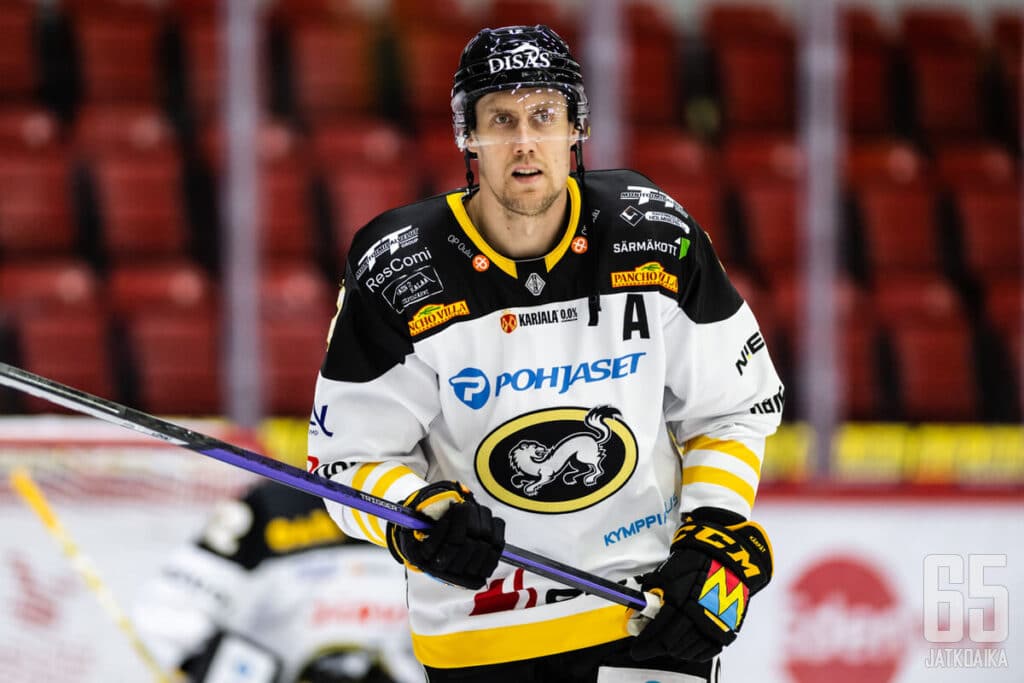 Leijonatähti Marko Anttilan pituus ja paino - Pituus.fi